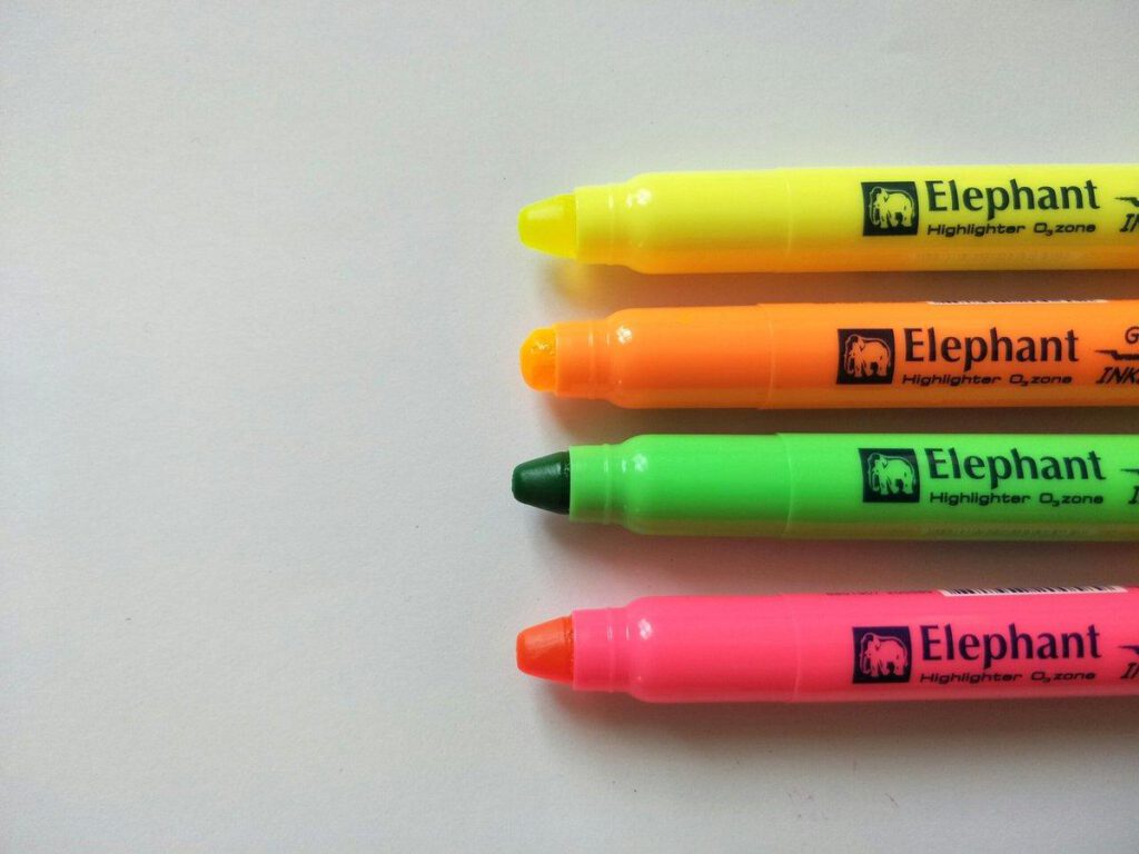 ELEPHANT Super Bright Highlighter ปากกาเน้นคำ ไฮไลท์เตอร์ ชนิดเจล Gel Type